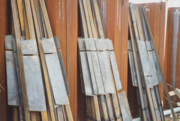 Bulkhead barrier, bulkheads, STAY-FORM® concrete forming
